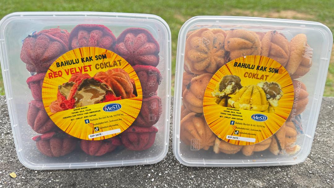 BAHULU BERINTI KAK SOM