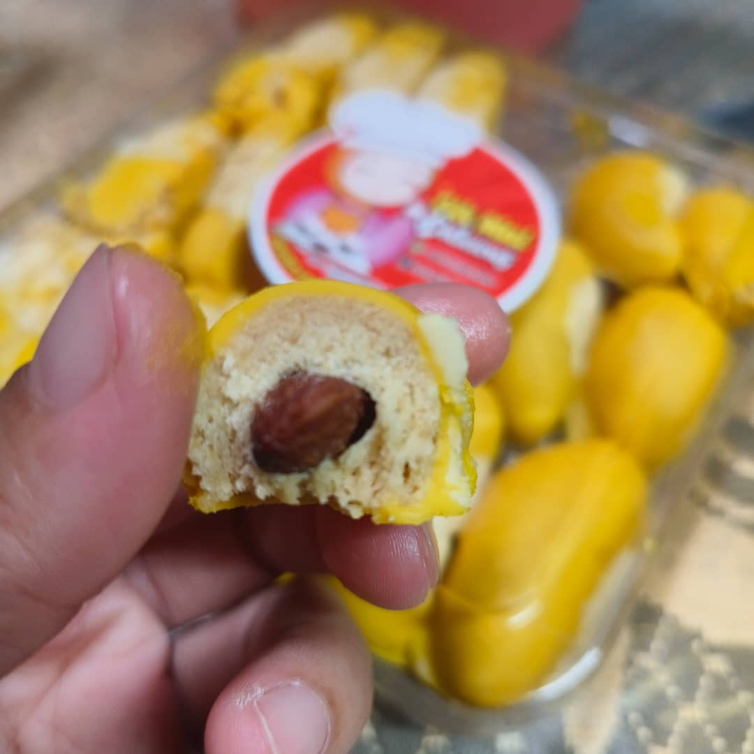BISKUT DURIAN